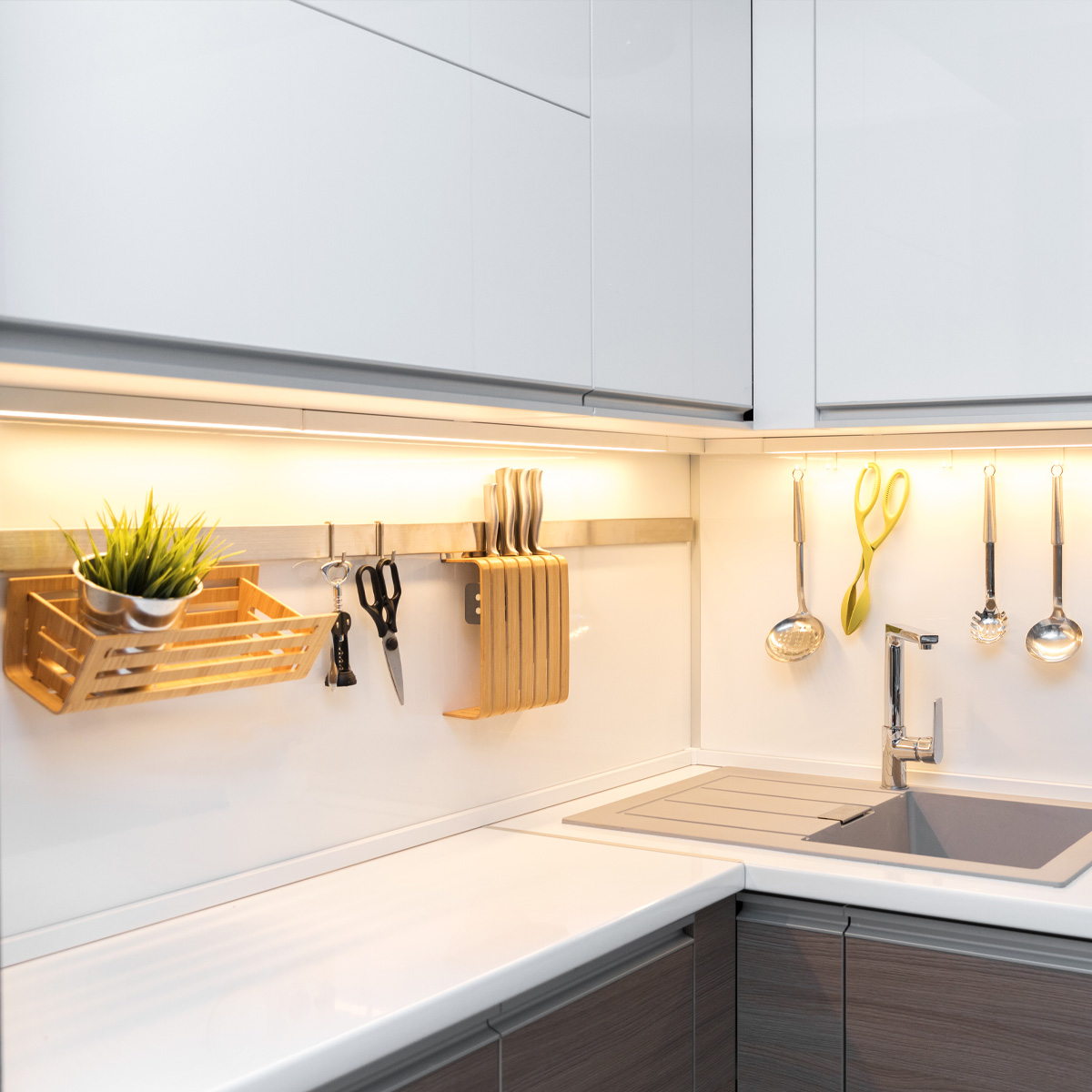 LED Leisten außen | dimmbare Lichtleisten für Außenbereiche