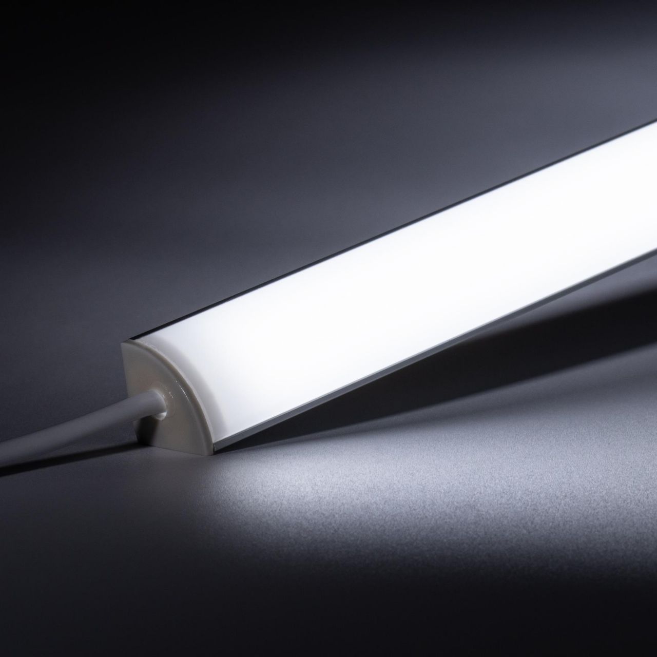 24V Aluminium LED Eck Leiste rund – weiß – diffuse | leds24.com